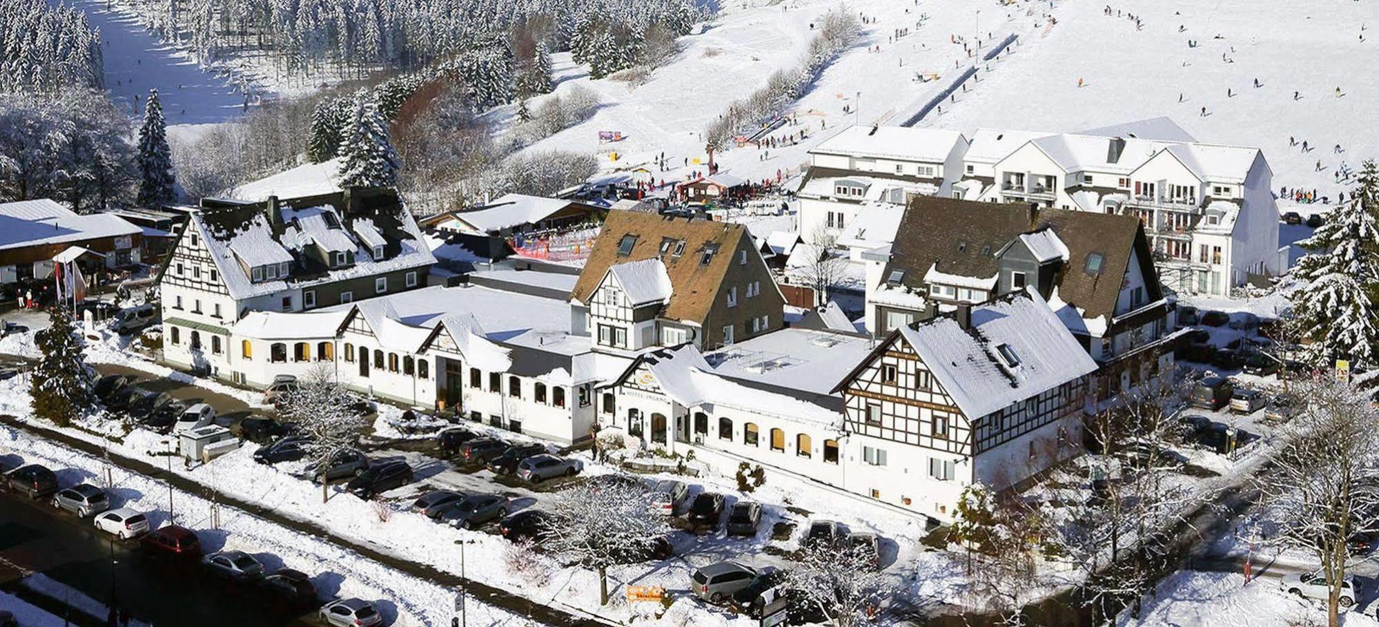 Hotel Vakantiehotel Der Brabander Winterberg, Duitsland - boek nu ...